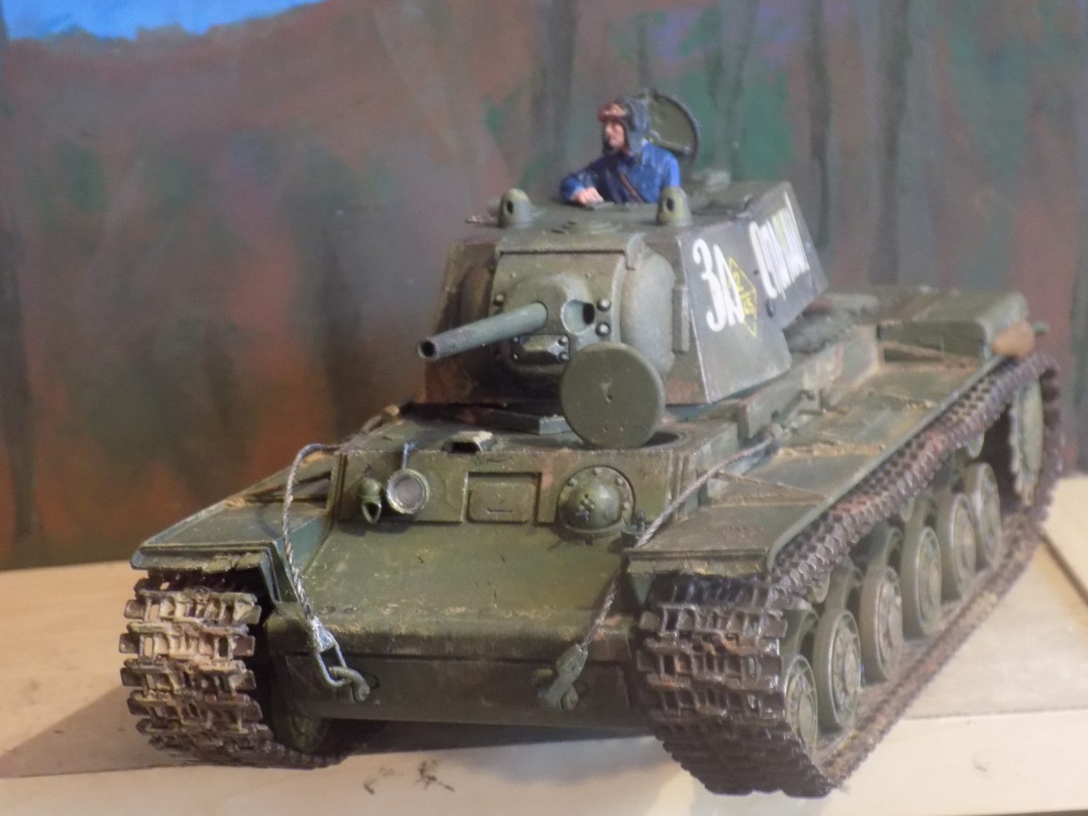 KV-1 Soviet heavy tank. Model 1941 early production. Tamiya 1:35 scale ...
